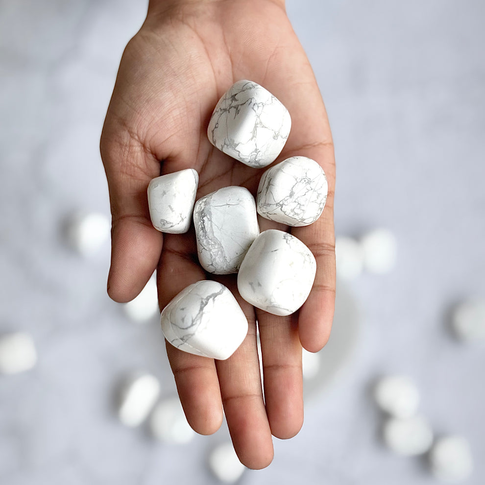 Howlite Tumble Stone – The Trivia Store
