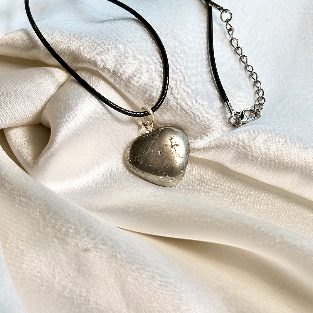 Necklace – The Trivia Store